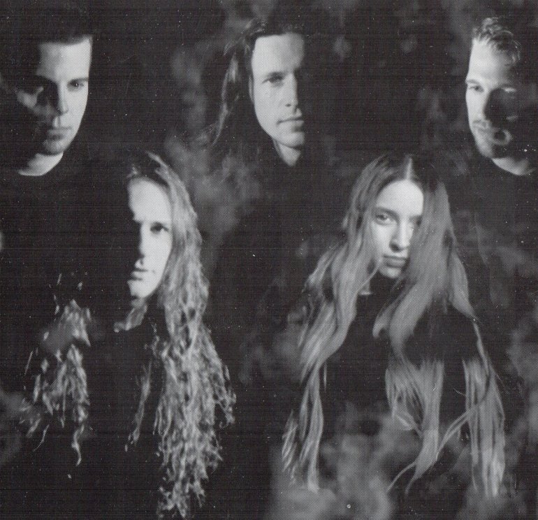 日の当たらないメタルディスク探訪：第1回 GARDEN OF SHADOWS - Oracle Moon (2000)｜Eric Mayes