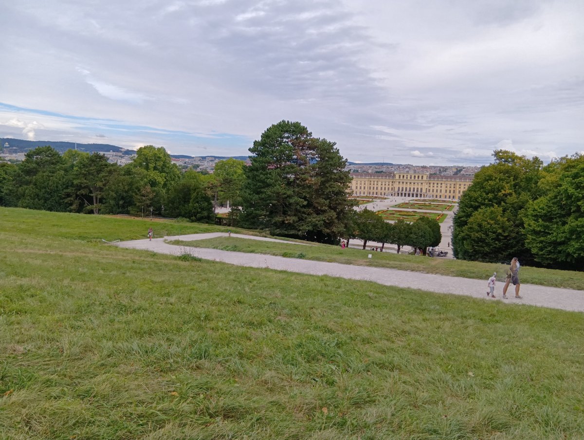 【関西国際空港から5泊8日】 ウィーン2日目（シェーンブルン宮殿、美術史美術館、ウィーン国立歌劇場）｜aurinko