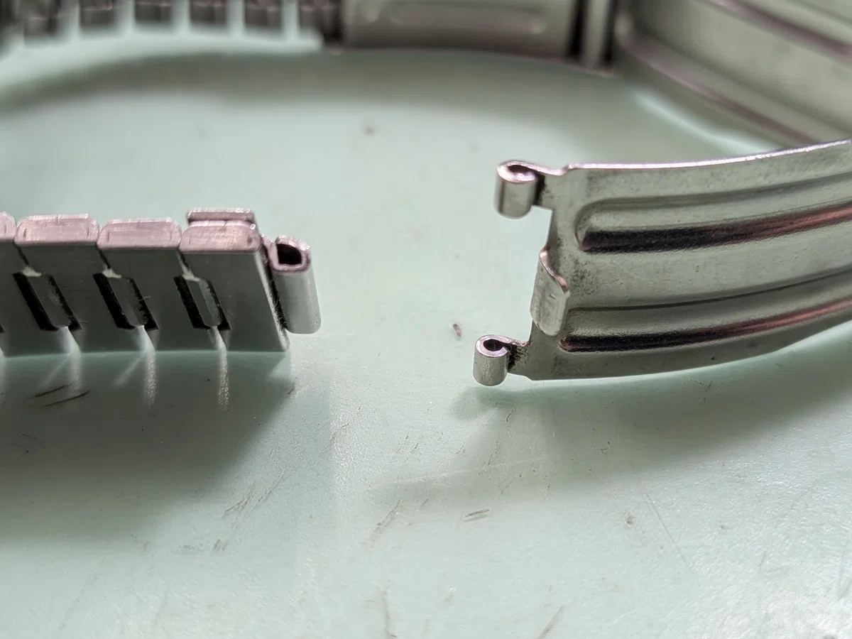 Metal Band "Clasp" Repair｜富屋時計店