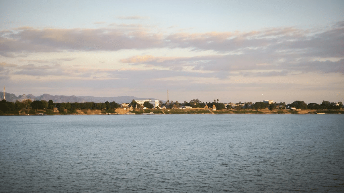 [トマトのベトナム探訪] タイのベトナムタウンを訪ねて ~ナコーンパノム編~｜田畑トマト＠ベトナム語キュレーター