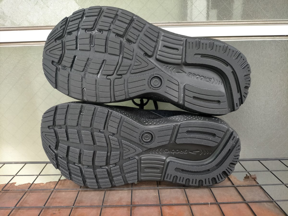 ブルックス ゴースト16 スーパーワイド（4E）購入 レビュー｜よんはち（ブログ名：akamaru blog）