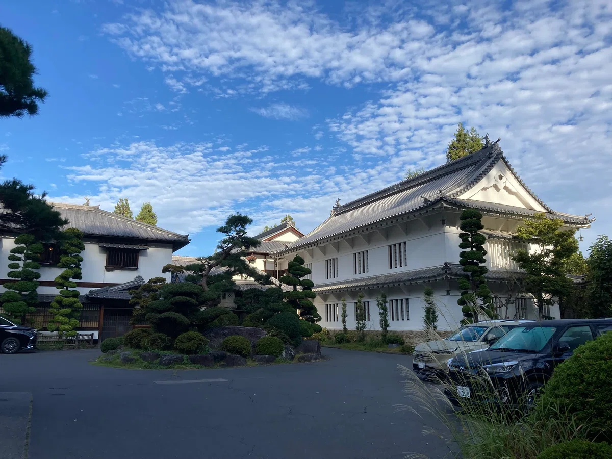 信州上田と別所温泉 その2 （15番と風呂と松茸の夜） 大正ロマンの宿「花屋」宿泊記 2025.10.17-18 ～「文化財に泊まりたい ...