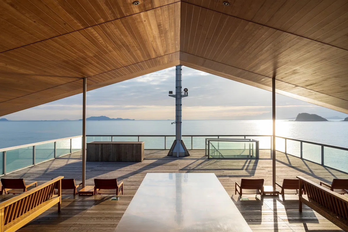 🌅 Hidden Japan | Guntu – The Floating Hotel of Setouchi｜Hidden Japan ...