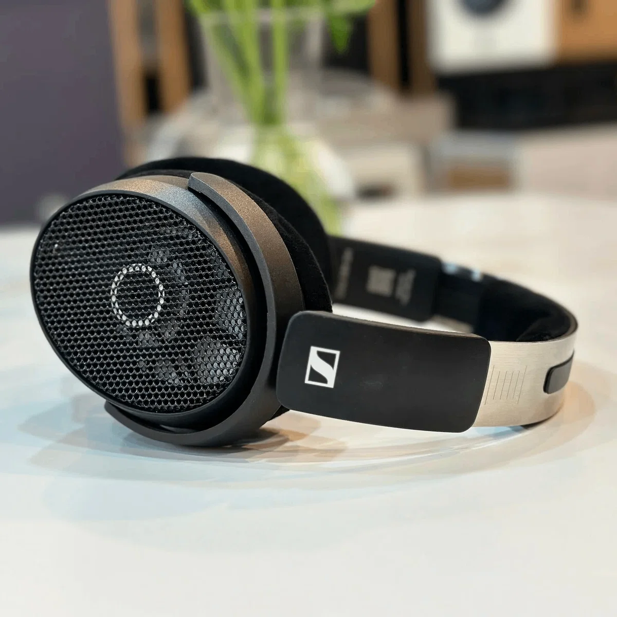 SENNHEISER 「HD490 PRO」 レビュー｜「HD 660S2」を超える!?“現代のリファレンス”とは？｜ONIKU(オニク ...