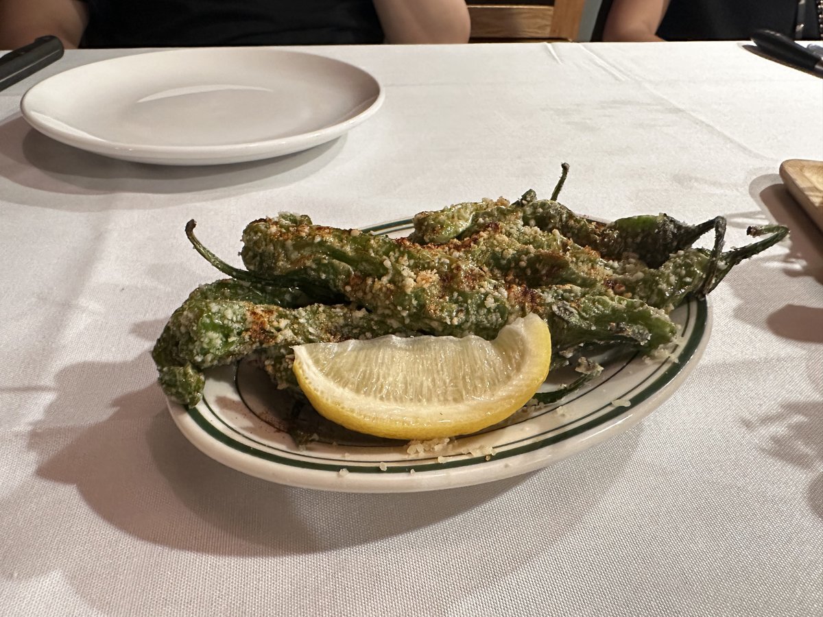 【ハワイグルメ4】TR Fire Grill Waikiki （ファイヤーグリル）|ベイビーバックリブ｜ひなこ｜旅ログ