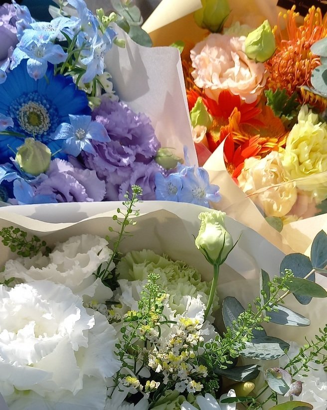 ありがとうの花束3つ｜moyamoya