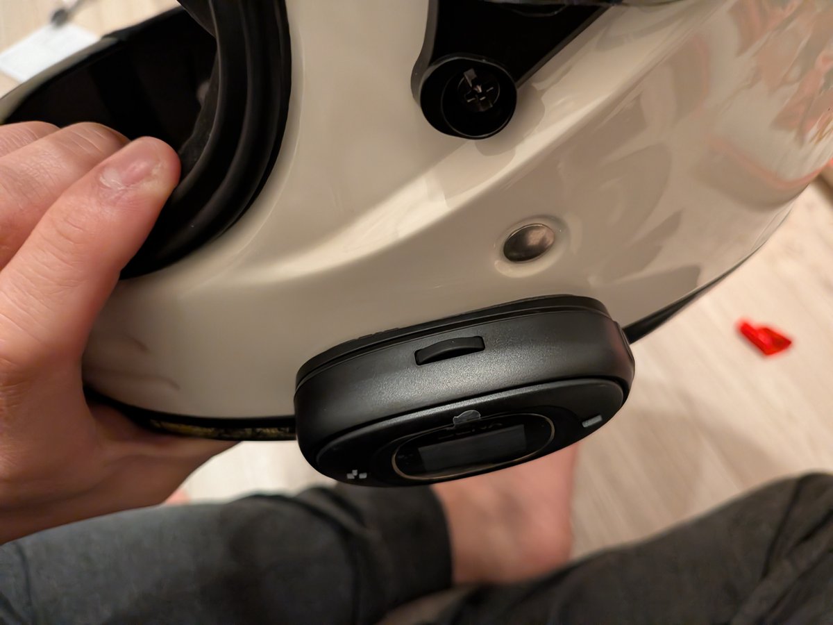 SENAのインカム“J10”を買った話 〜アップデートの方法もあるよ〜｜いけし