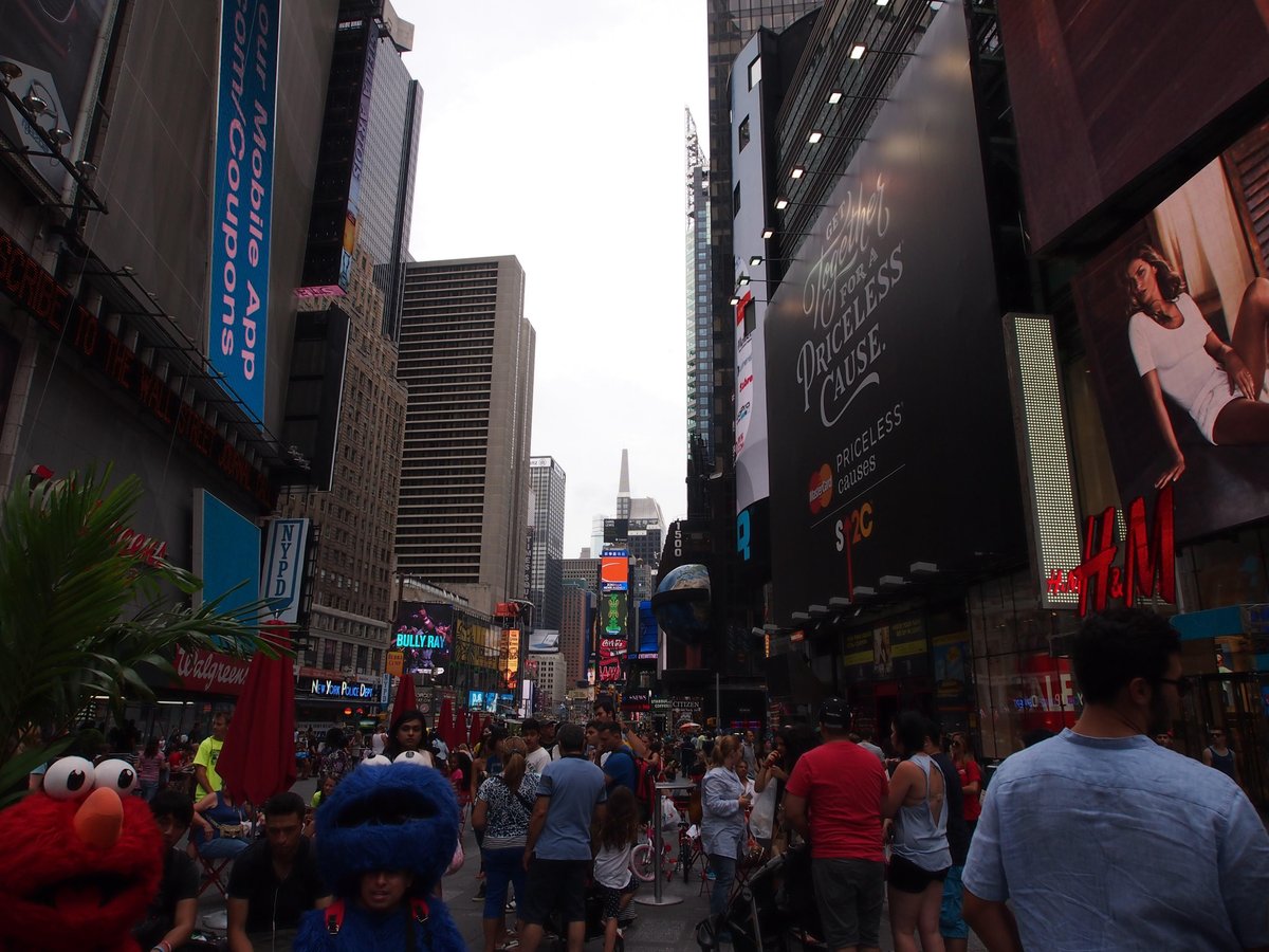 年末年始に海外で過ごした、私の忘れられない旅の思い出｜Azuhara