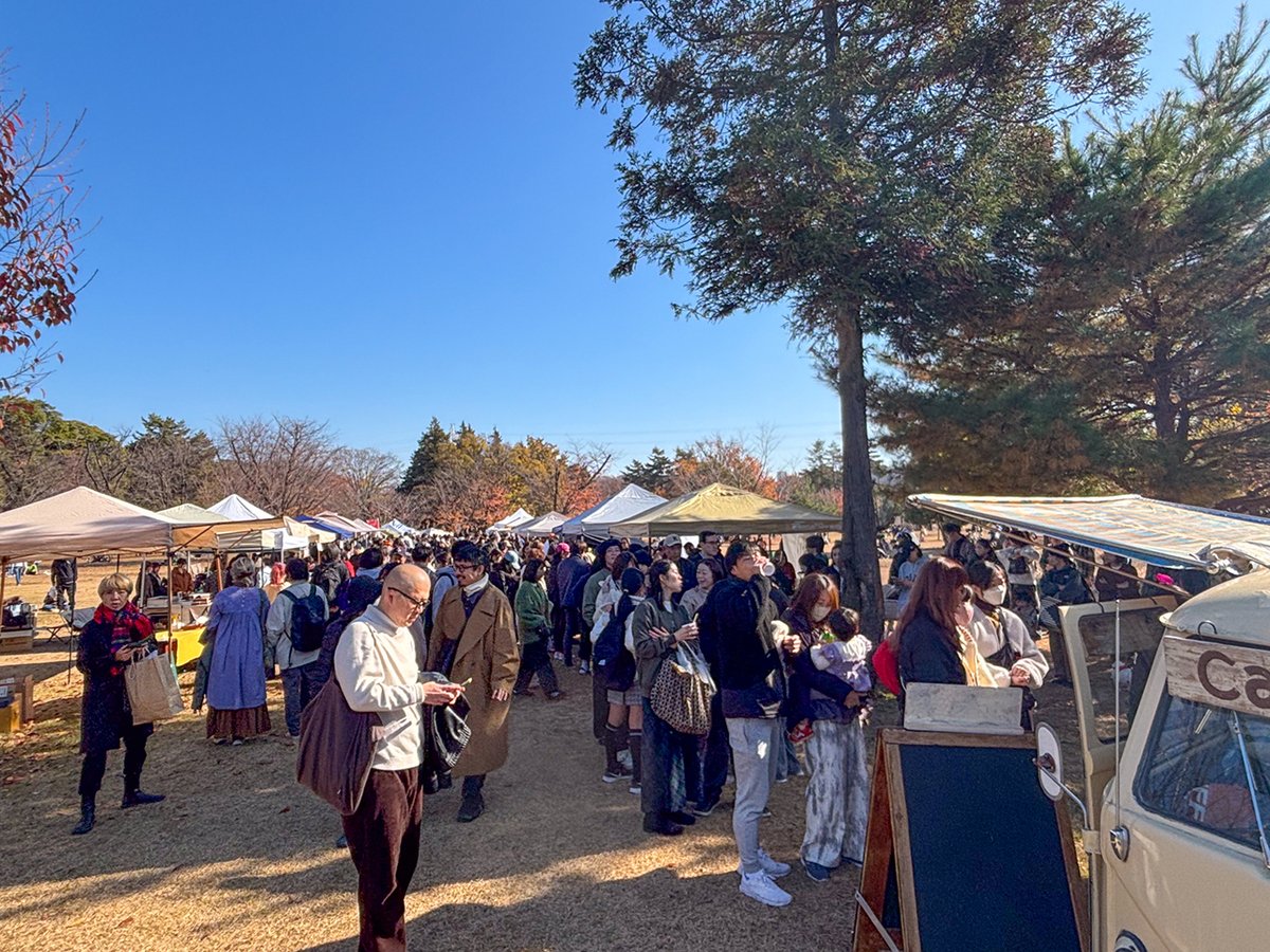 『大きな蚤の市』｜blue studio