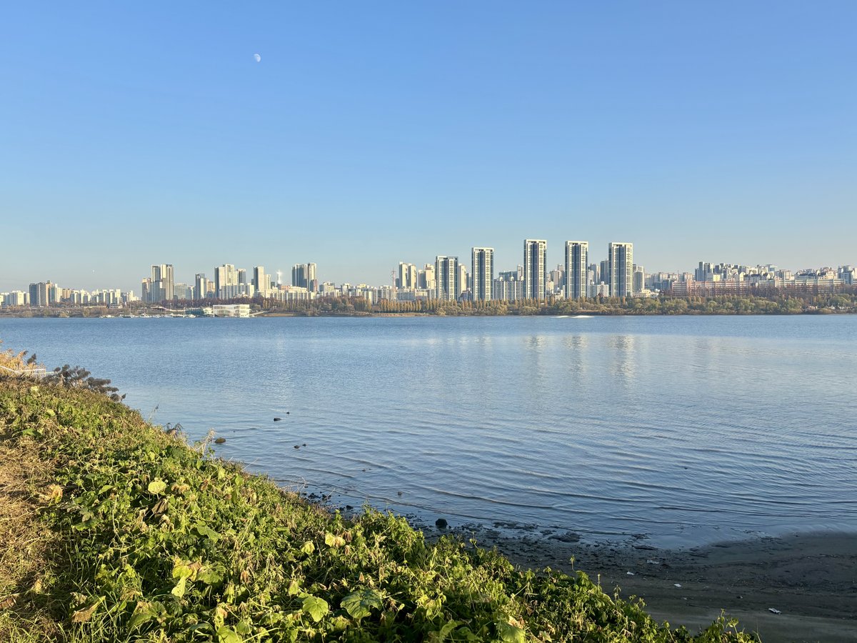 旧友を訪ねて韓国へ 23 漢江を渡る〜盤浦大橋を渡った先に｜主婦の肩書きだけあるる