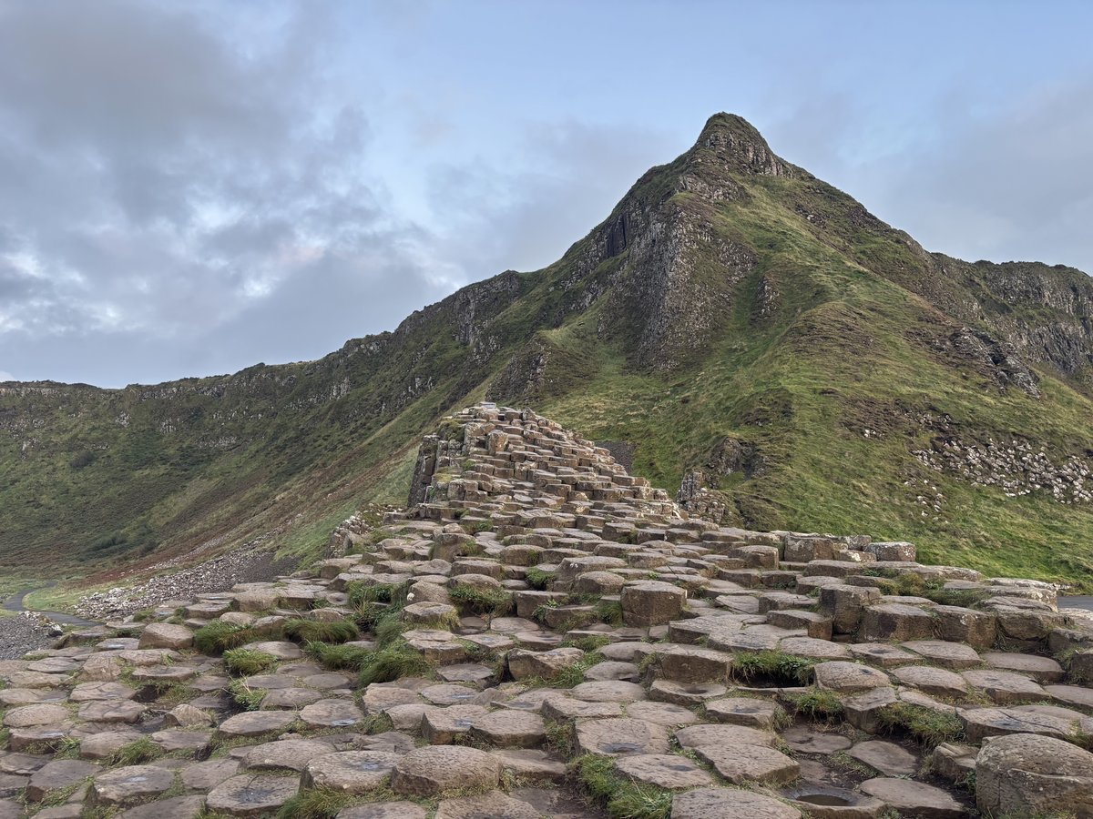 Day 149 北アイルランド入りしました！【世界一周バンライフ⭐︎ヨーロッパ編】｜Mido@トラキャン世界一周ヨーロッパ編