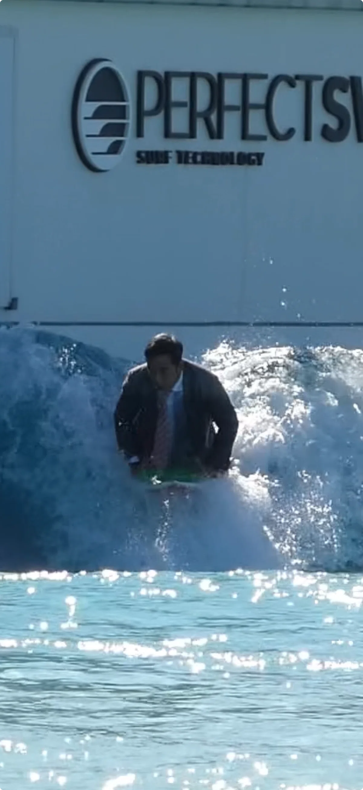 Surf Lab at Shizunami Surf Stadium｜サーフラボ