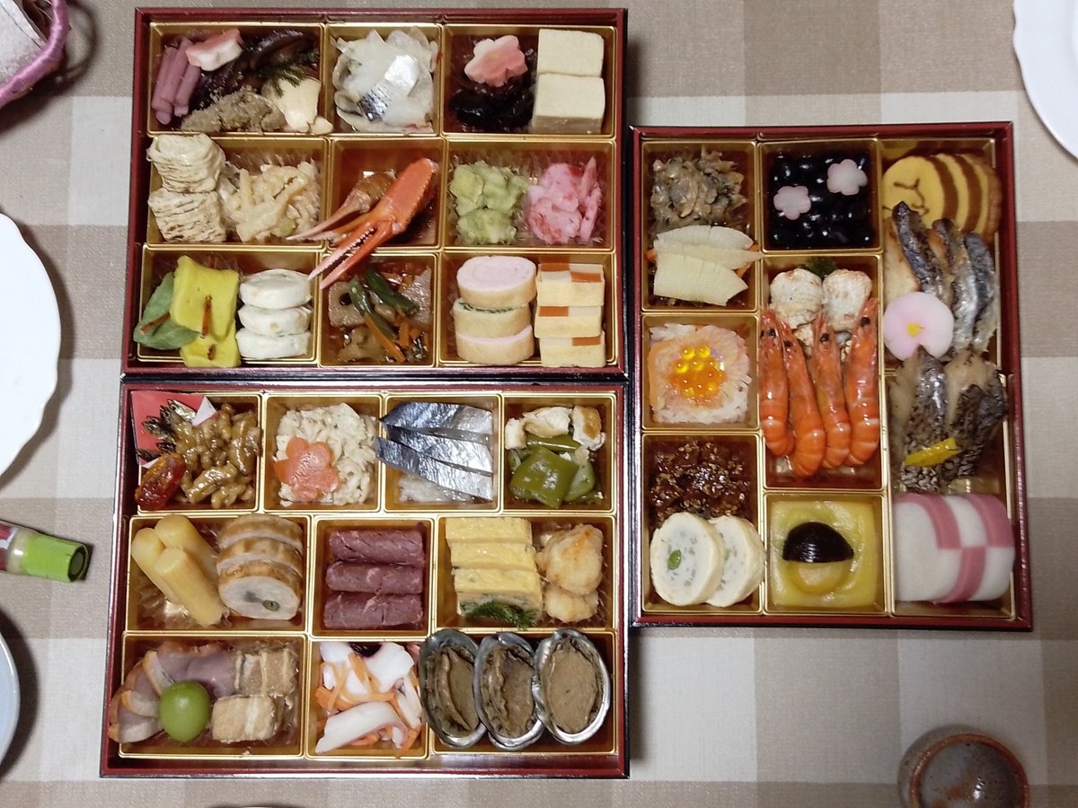 大晦日におせち料理を食べます｜Fukuma Yoshihiro