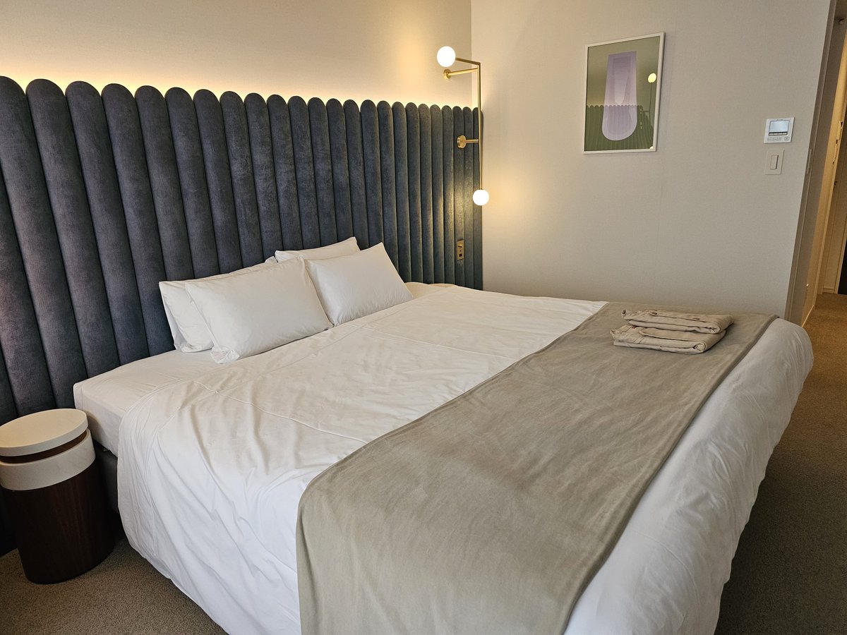 広島で一番おしゃれな夜を。絶景ロビーに癒やされる「THE KNOT HIROSHIMA」宿泊レポ｜最初の1歩がどうなるか