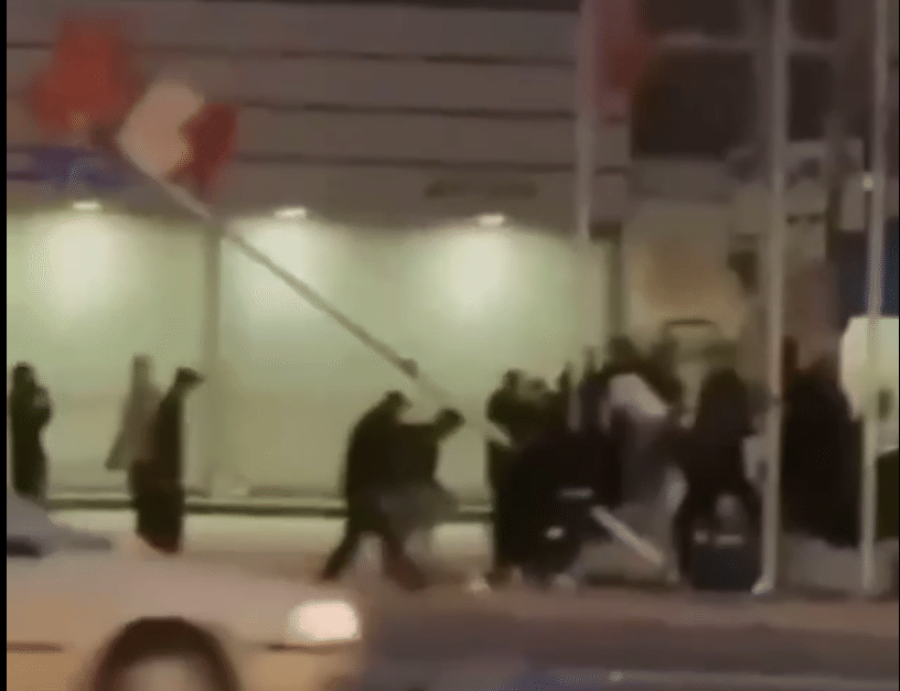 イランのアナキスト達：蜂起は「一般民衆による本物の自主組織化」である｜bakuto morikawa