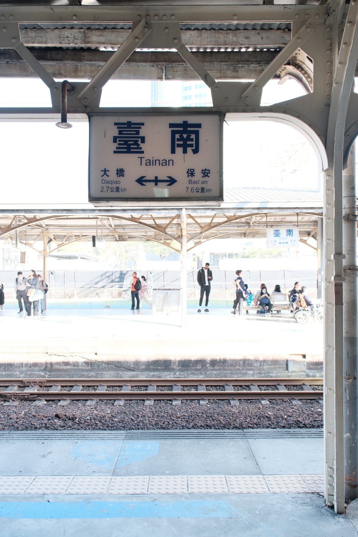 #51【Cafe探訪】建築の物語を引き継ぐリノベカフェ | 豊禾物食HongHo.Tainan（台南）｜AYAKO ｜ 台湾設計観察記