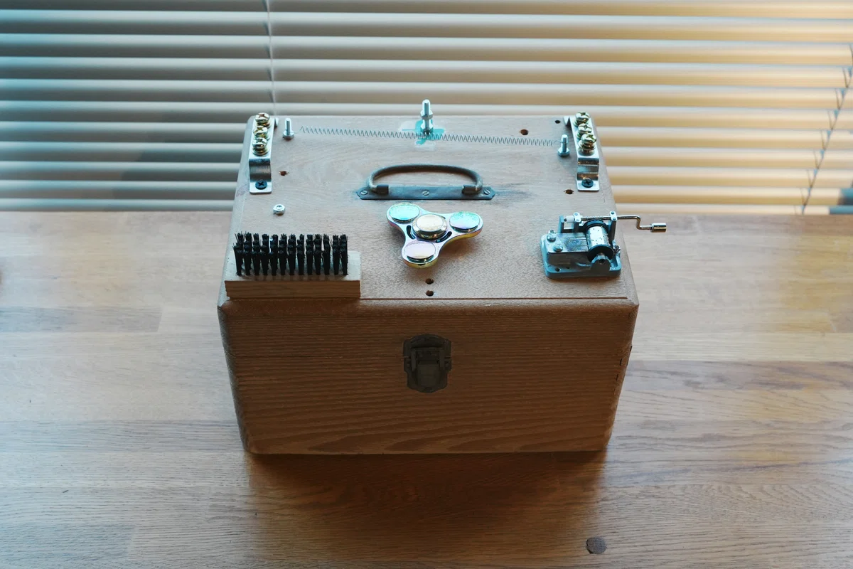 ノイズボックスとその周辺のまとめ-DIY Noise Box, Ambient Box 随時更新｜Yosuke Wada