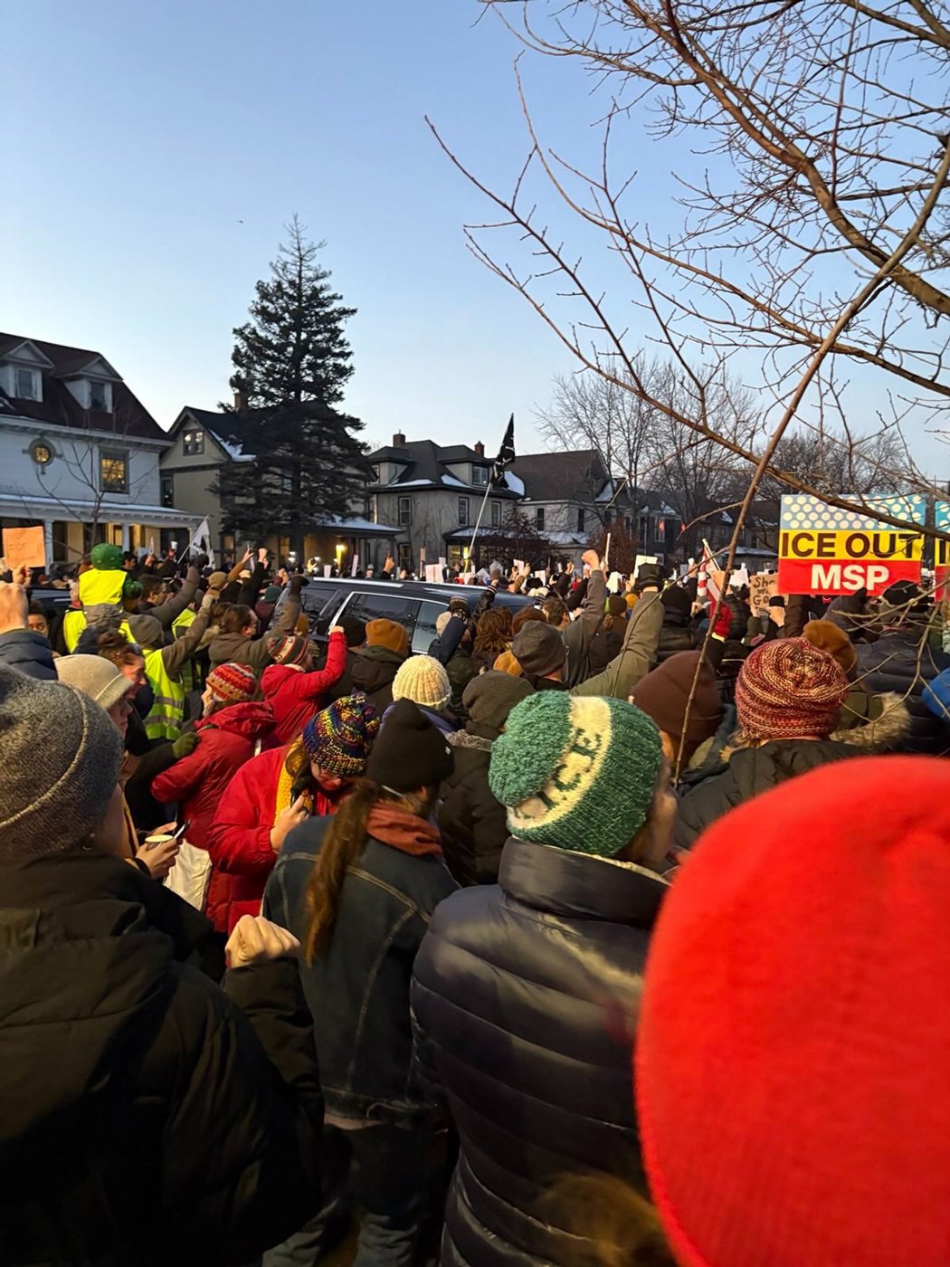 ミネアポリスはICEの殺人に応える：路上からの報告｜bakuto morikawa