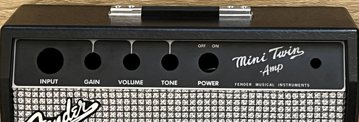 Fender Mini'65 Twin-Ampを70年代SilverFace風にカスタムしてみた｜o_s_t