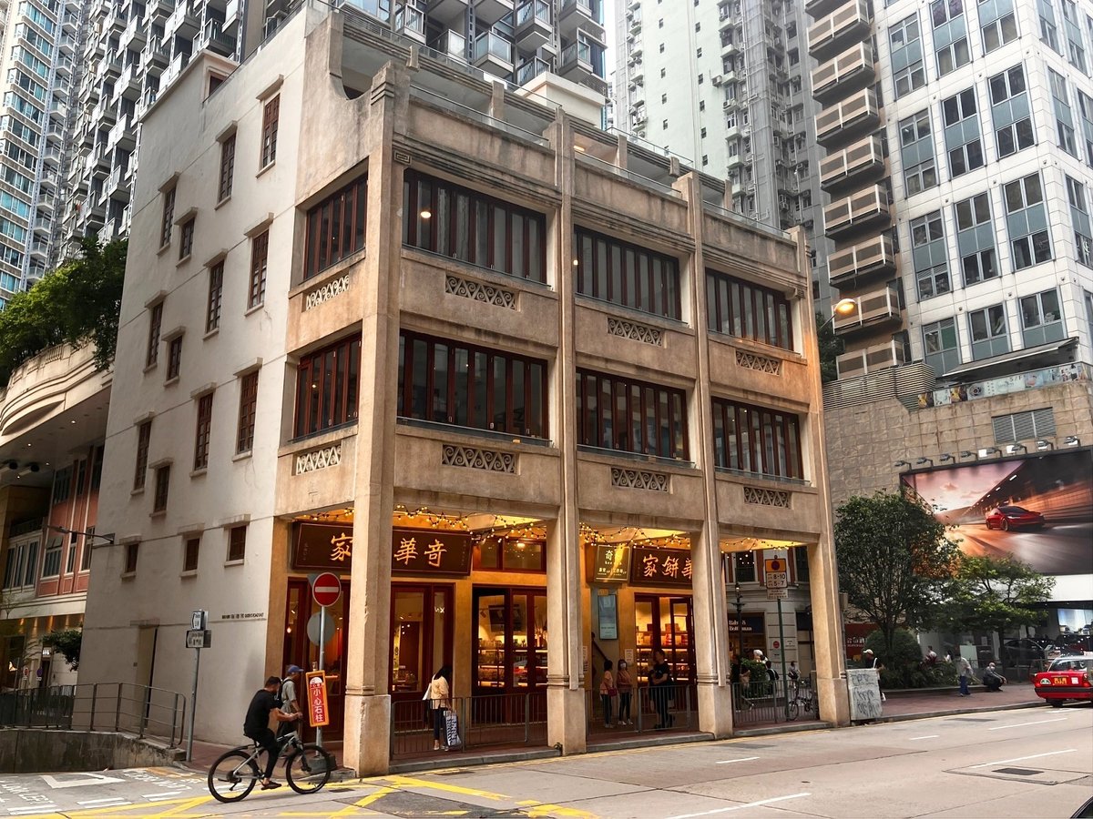 ワンチャイで古い映画のような街並みを歩く｜ATSUKO KUSHIMA