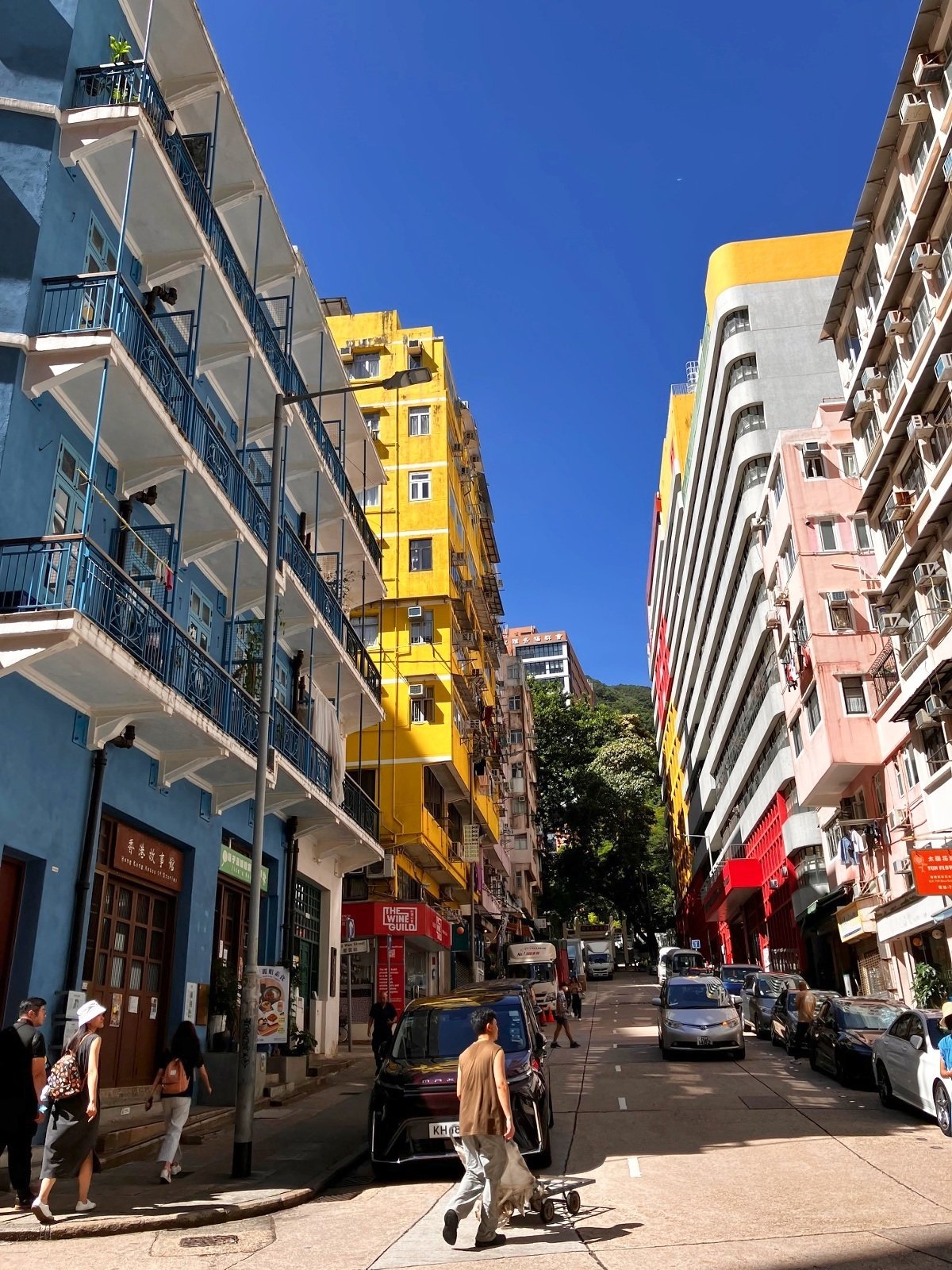 ワンチャイで古い映画のような街並みを歩く｜ATSUKO KUSHIMA