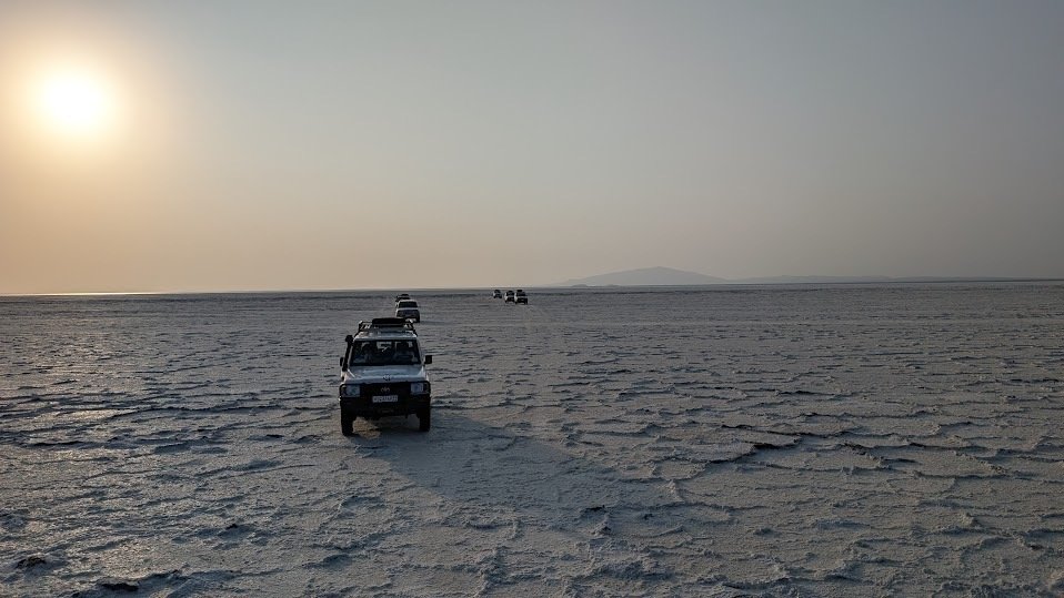 【エチオピア：ダナキル砂漠】火山と塩湖を見るために精神を削る2泊3日ツアー｜TabiPanda