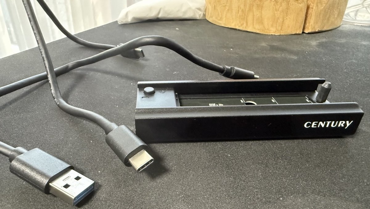 【緊急】怪しいデバイスをお迎えした話｜ポチ