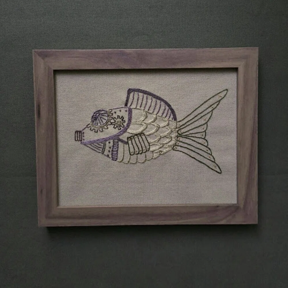 刺繍でひらく異世界 『Mechanical Fish』｜embroidery_design_Hoho