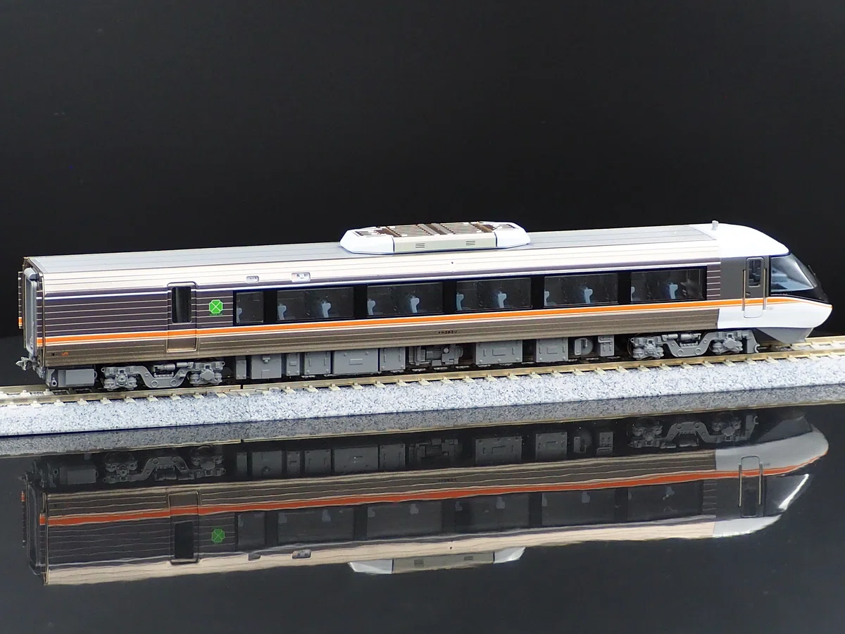 1/80 16.5mm JR Central 383 Series Limited Express Train Kuro 383-1 ...