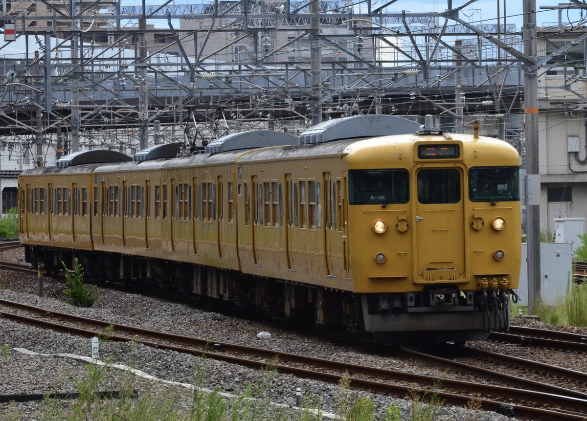 岡山地区の国鉄型車両115系が見れるのは今年が最後！？｜mapuu
