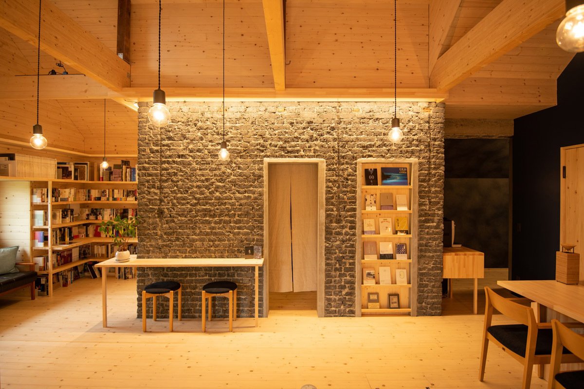 Building a Hotel at the Edge of Nowhere｜Northern Lights Digital