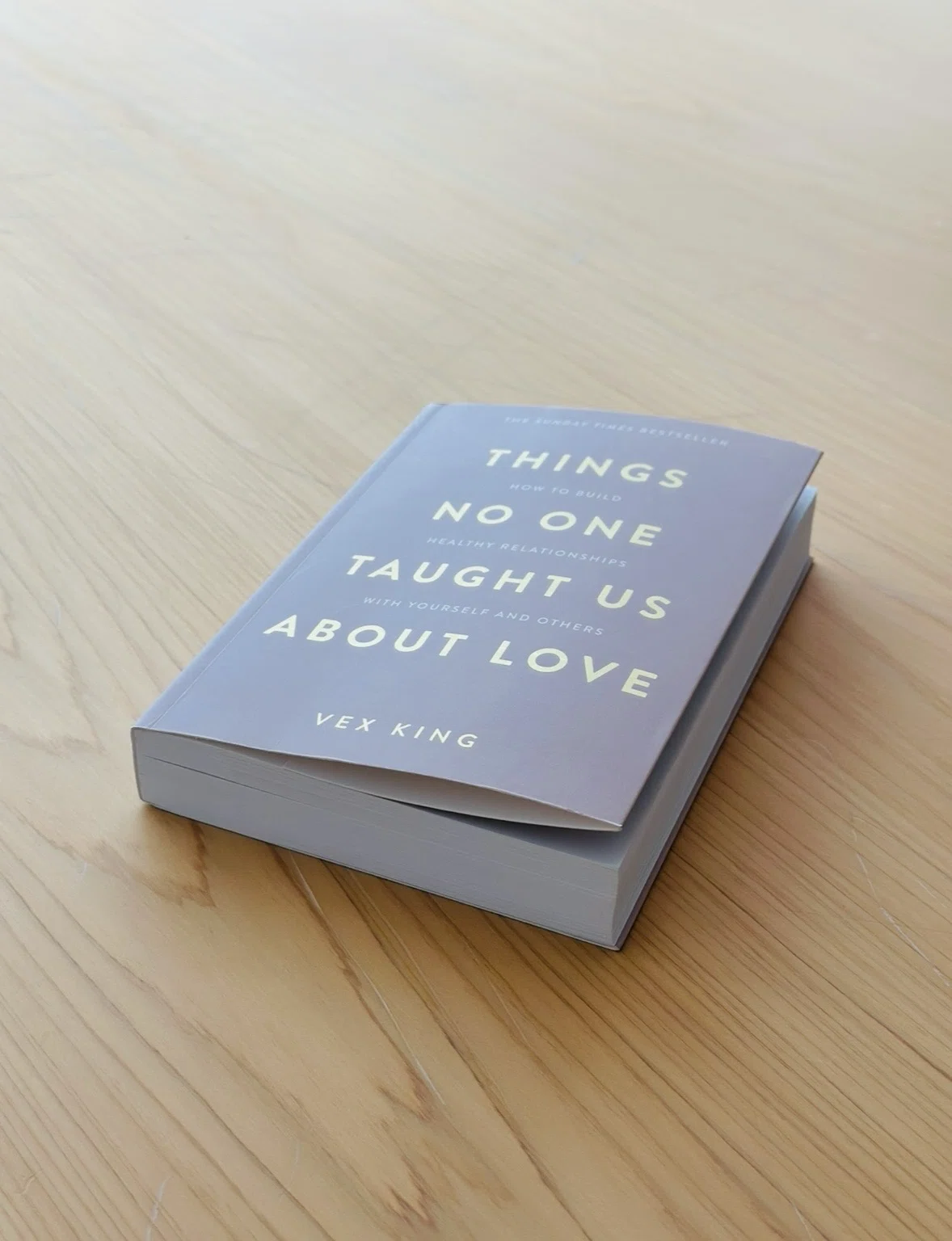 【Book Recommend 43】Things No One Taught Us About Love｜Allex’s Library