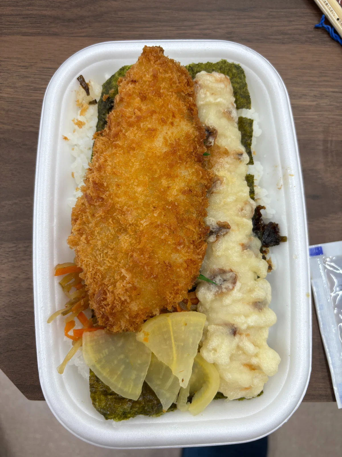 Whether it's a bento day or a homemade meal day, it's a daily delight ...