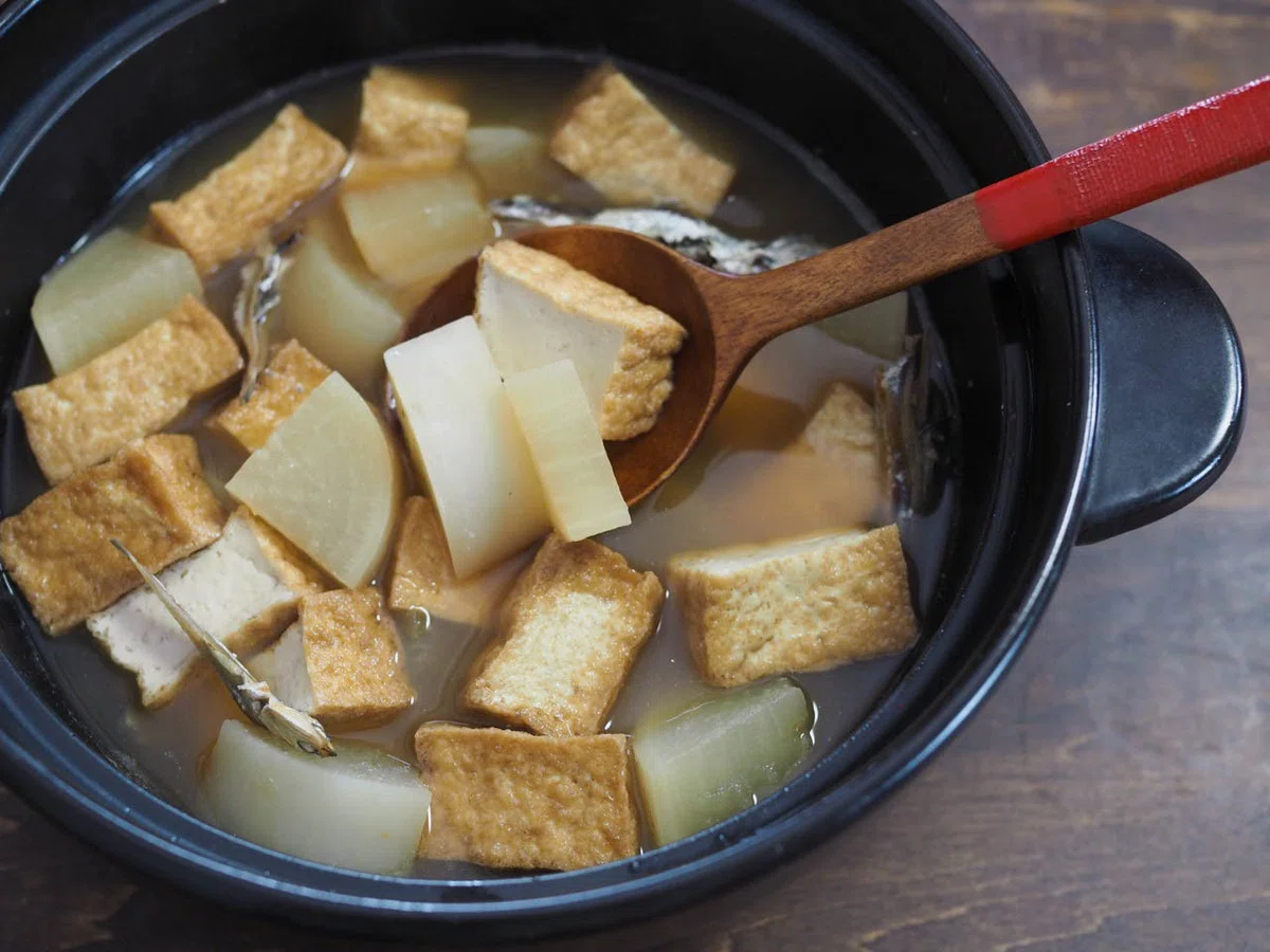 【You can make stews by turning off the heat and leaving them alone】 A ...