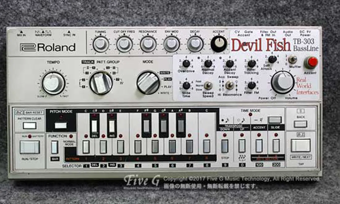 TB-303クローンに今さら興味を持ってリサーチ中【買うとは限らないけど】｜kanji