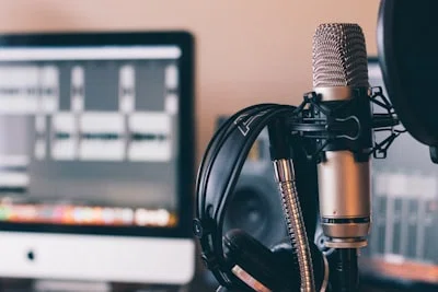 How to Start Narration and Basic Points Beginners Should Know｜Voice ...