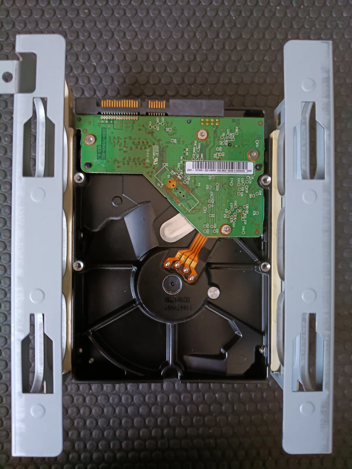 Intel Inside: Removing the HDD from my late father's old PC for ...