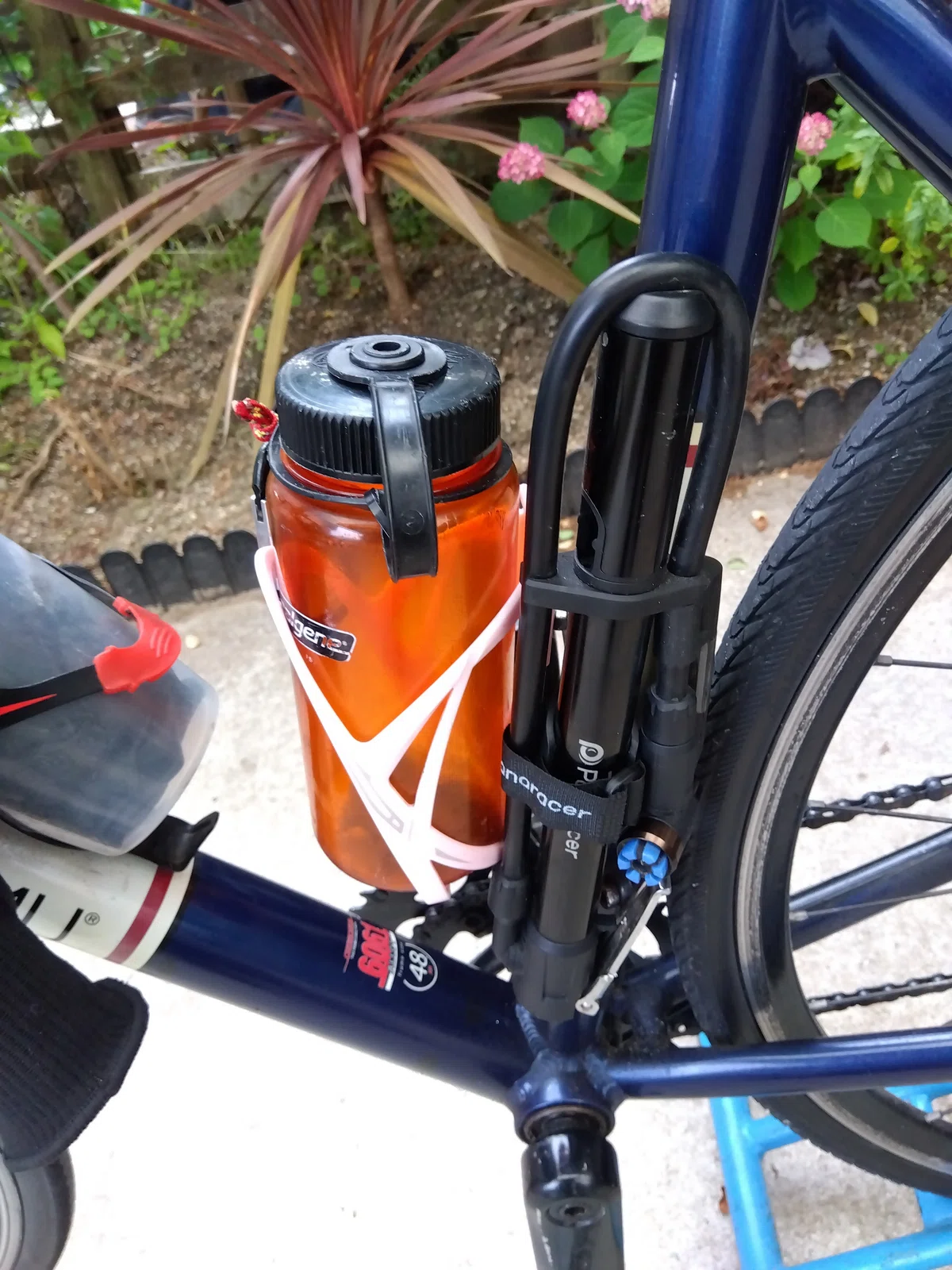 ルイガノCRC、荷台を付けて通勤・街乗り装備をレベルアップ（QR Beam Rack MTX〈EXタイプ〉装着）｜SurfPedal