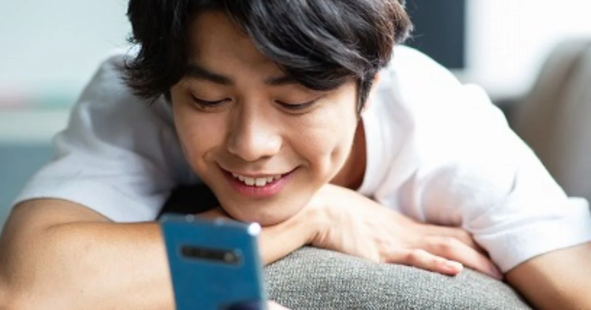 「오빠(オッパ)」と呼べない年齢差で、本気になってしまった 【20歳以上の年の差でも、好きになっていい】｜sumin
