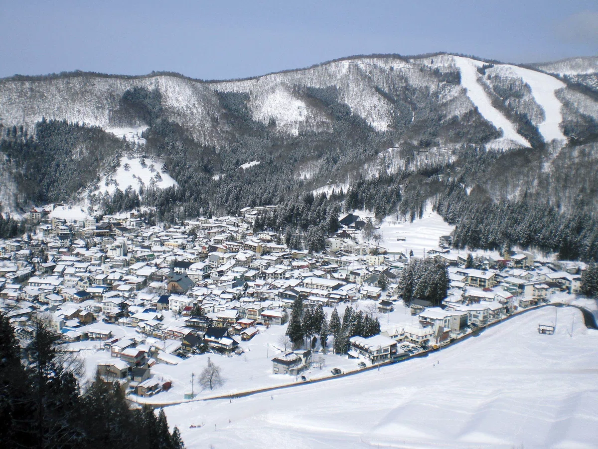 It's not just about transporting skiers. How Nozawa Onsen Village's ...