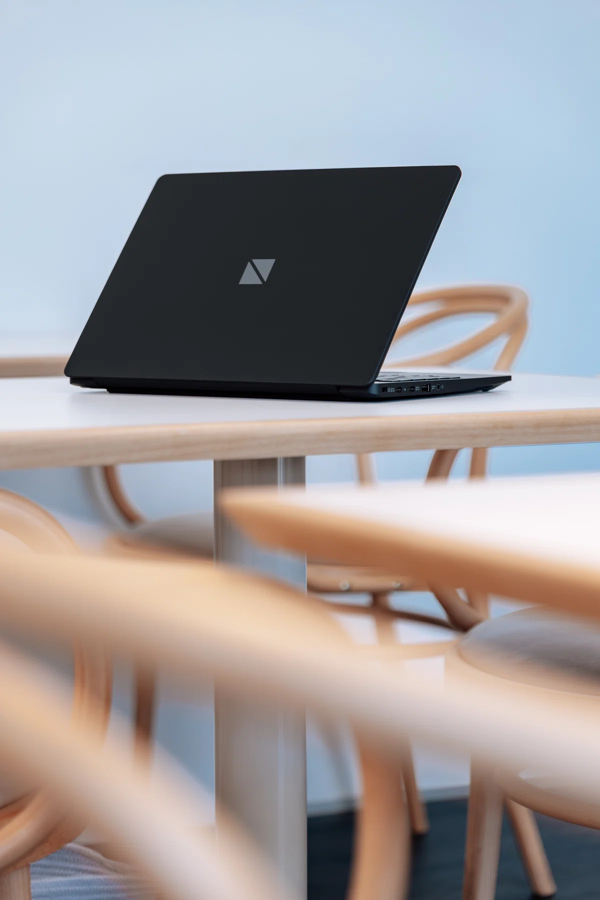 [Hands-on Review] Why a mobile worker who carries a PC every day and ...