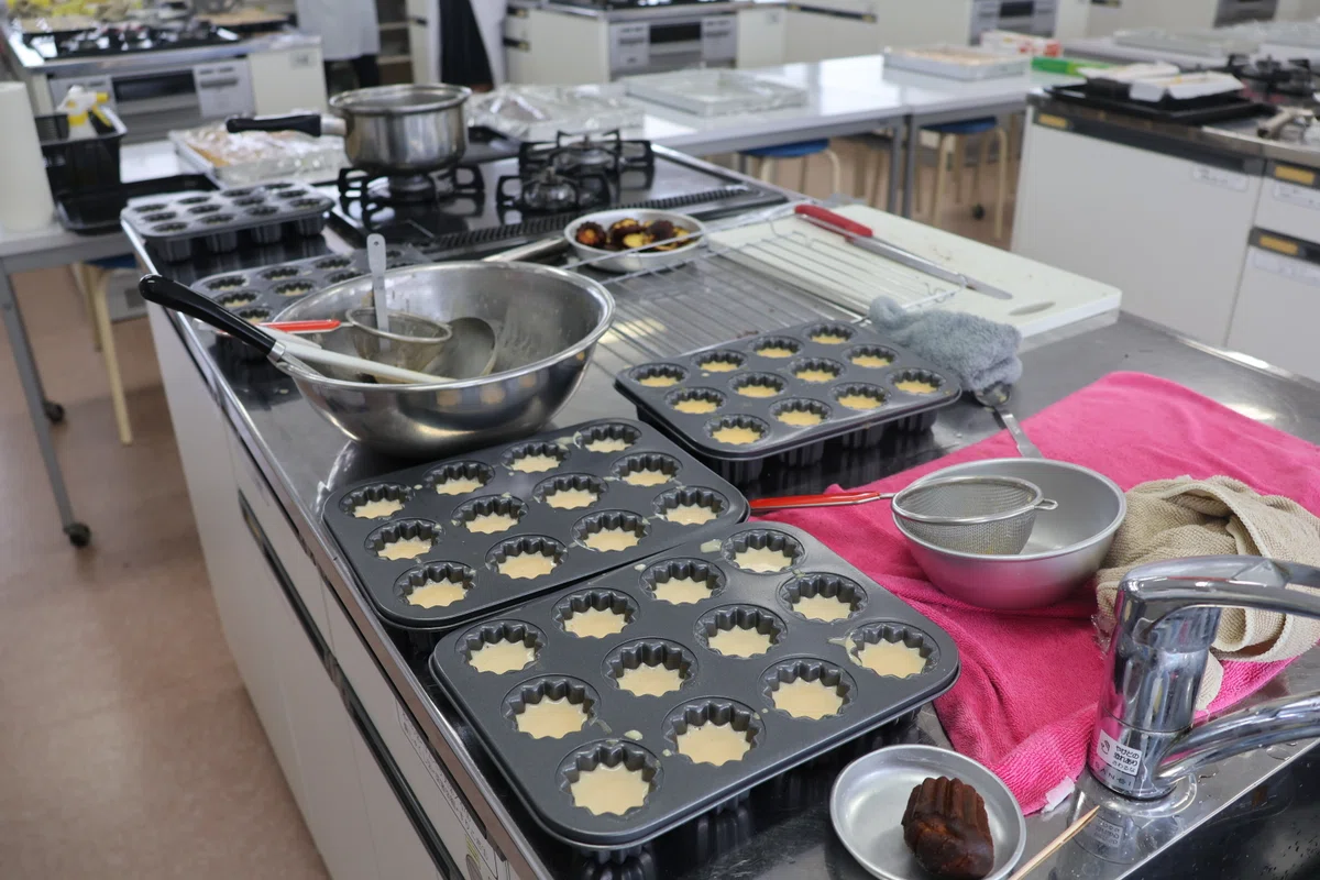 [Prefectural Koyo High School🧁🍩] Delivering smiles with handmade sweets ...