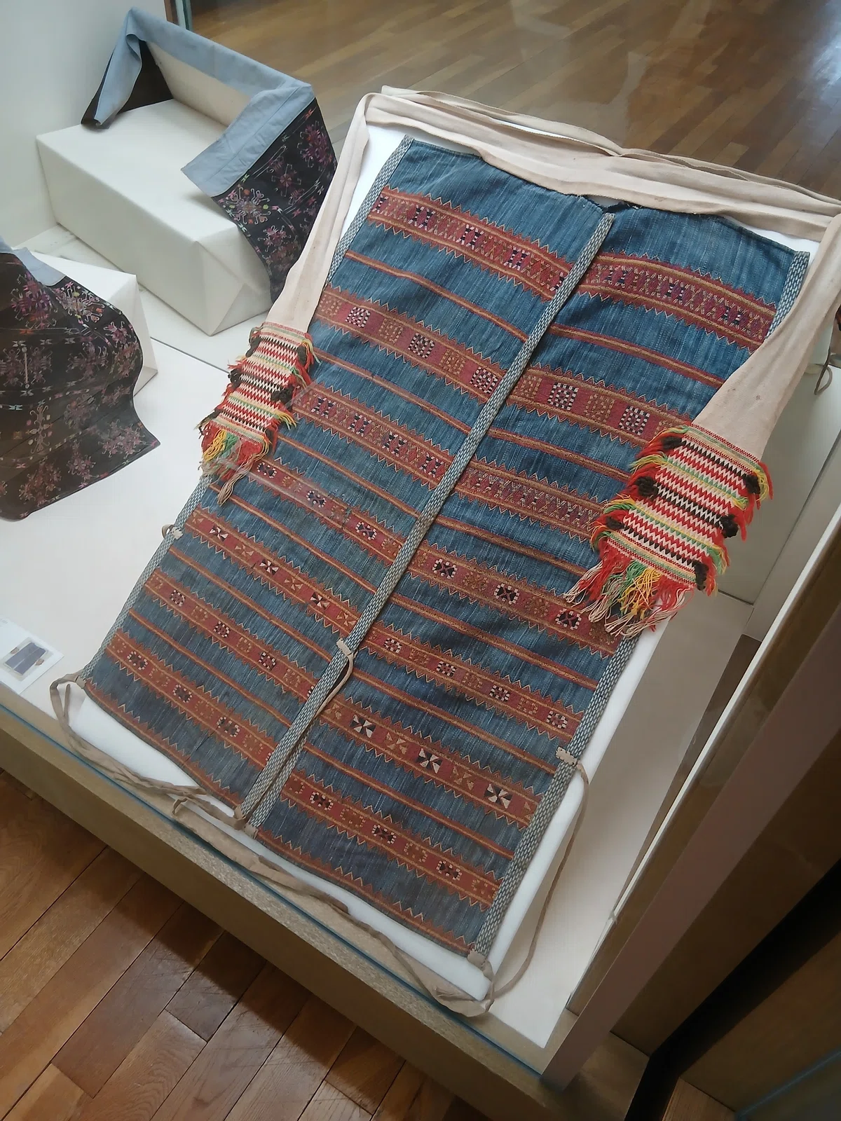 Exhibition of Traditional Costumes of the World｜さわたりさとる