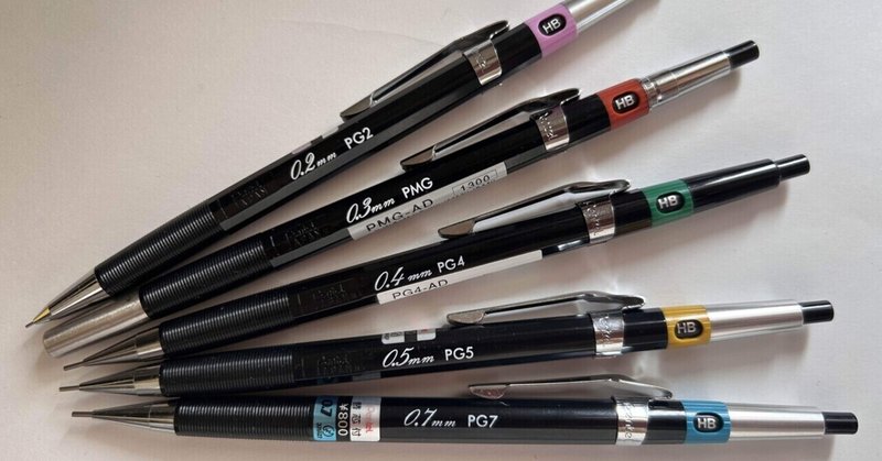 大人気シリーズ ぺんてるグラフ｜Noir_