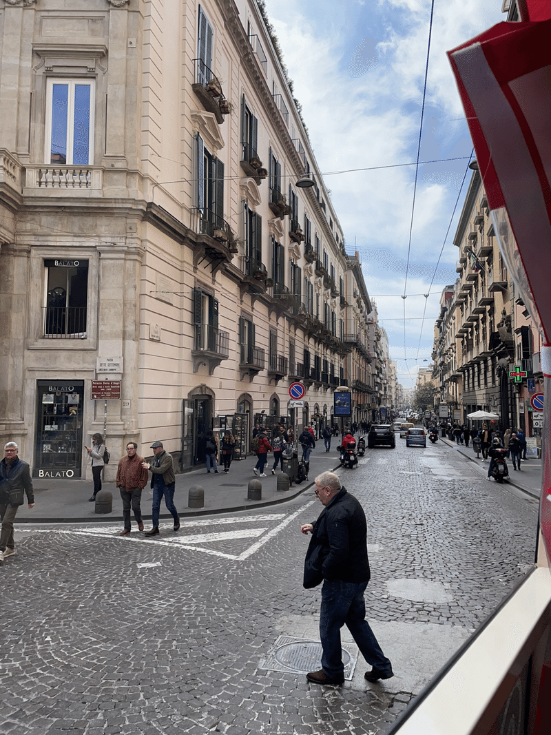 ナポリ市内観光｜Yoko Yabe｜note