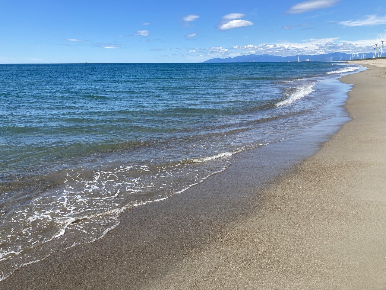 つらかったり平気になったり、大丈夫だったのに悲しくなったり、うれしかったり後悔したり…私…変じゃない？｜miki｜note