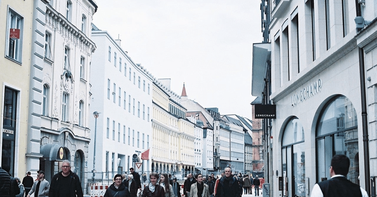 大規模言語モデル（LLM）時代のデザインリサーチにおけるトライアンギュレーション｜Kakeru Asano｜note