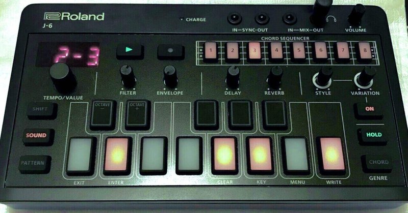 これぞ、ウクレレのようなシンセだ！Roland J-6レビュー。｜みくばんP｜note