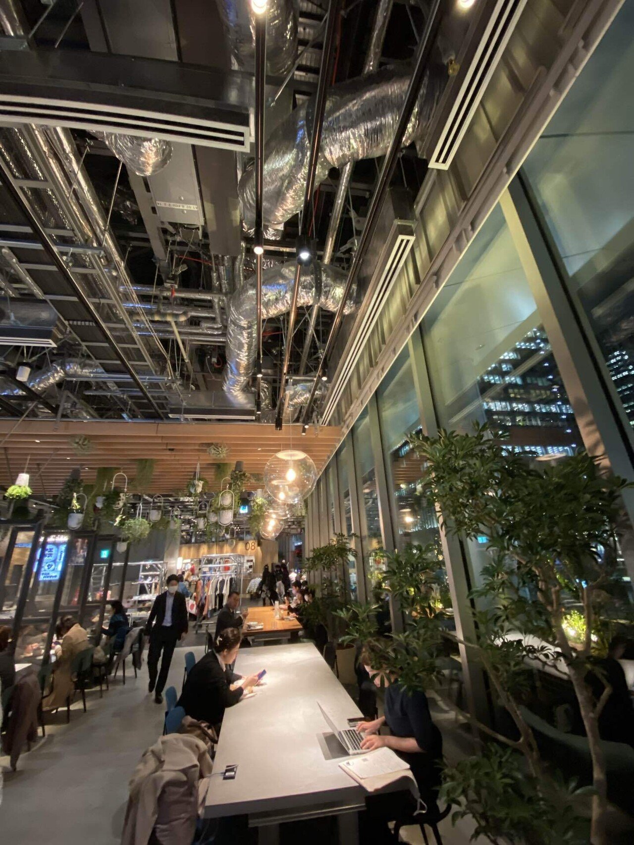 東京建築巡り〜八重洲のイチジテイシ ｜東京の建築&アート巡りオタク@tanrock｜note