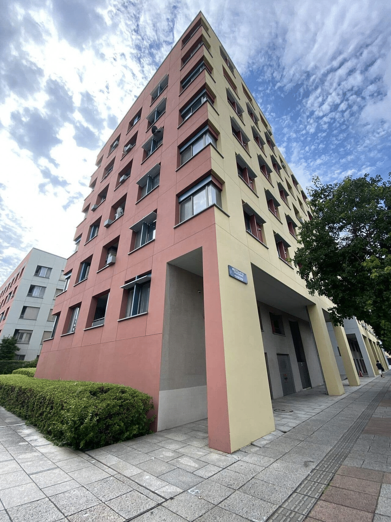 千葉建築巡り〜カラフルな11番街 ｜東京の建築&アート巡りオタク@tanrock